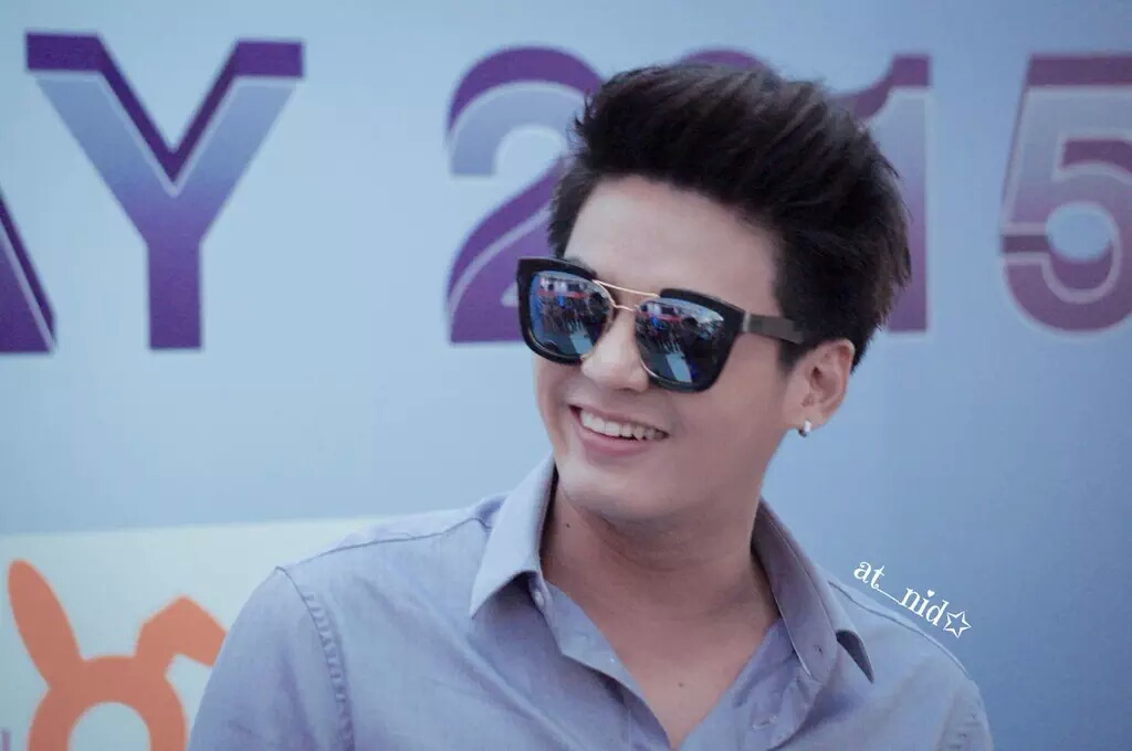 Hunz's daily วันที่ พฤหัสบดี ที่ 03-09-58 >> ส่งกำลังใจให้ Hunz สู้ๆ ...