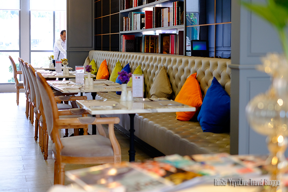 Readme.me - Escape the heat and sleep in style at the Well Hotel Bangkok.
