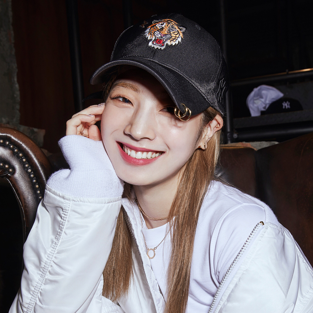 TWICE x MLB 2017