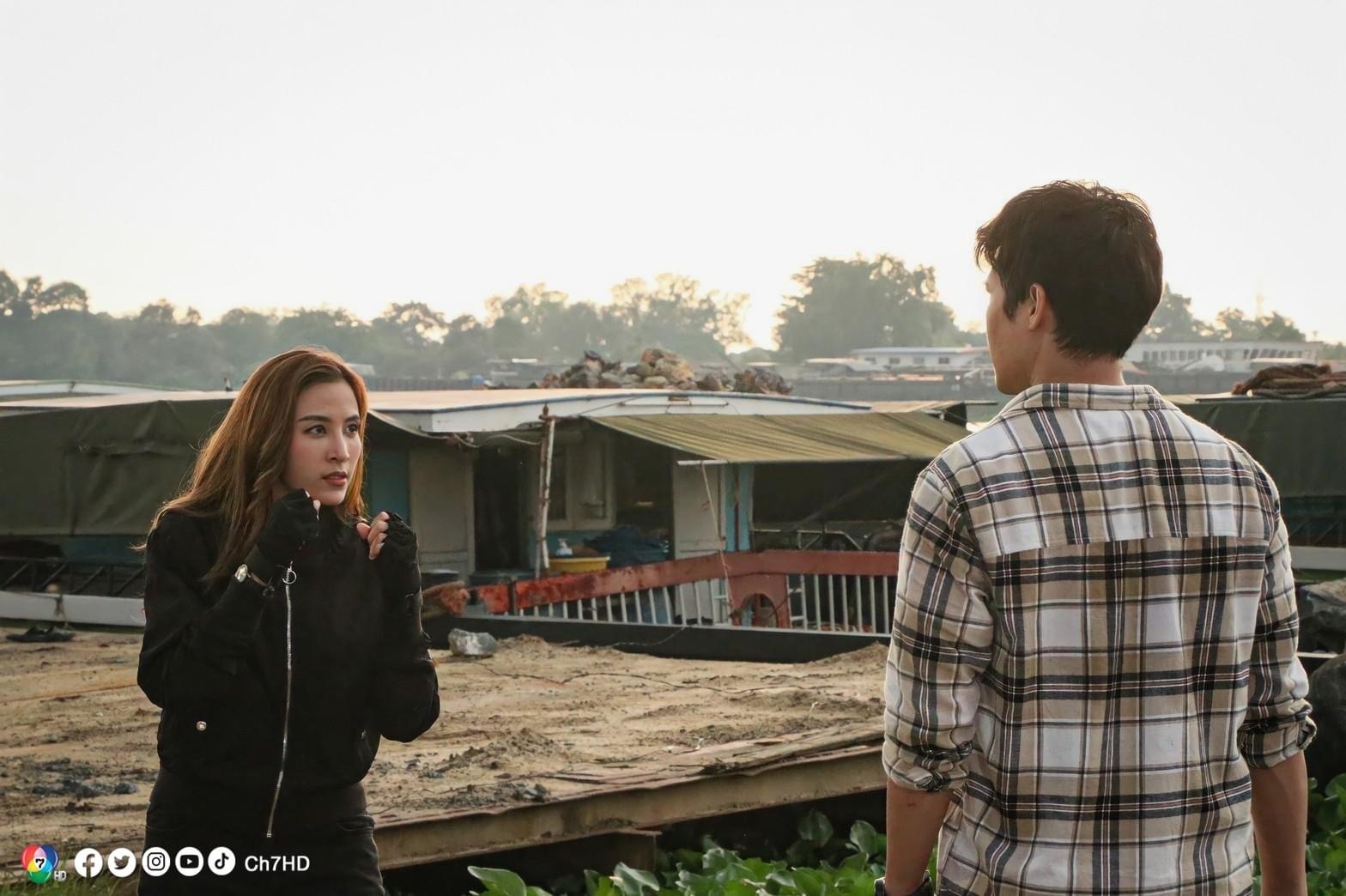 พยัคฆ์ร้ายนายกุหลาบ เย็นนี้ตอนแรก Pantip