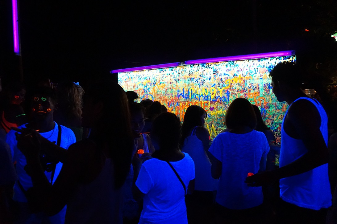 REVIEW: เกาะเสม็ดเสร็จทุกรายและเกาะแสมสาร ฉบับชะนีเพื่อนซี้ (ตอน 1 เกาะ ...